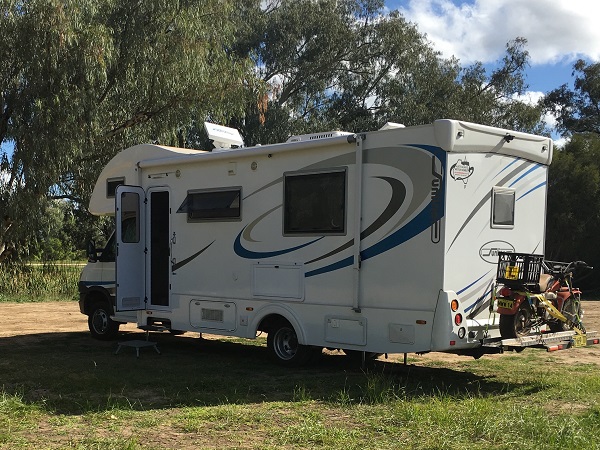 Satking - SatKing Pro Max Fully Automatic Motorised Satellite TV System